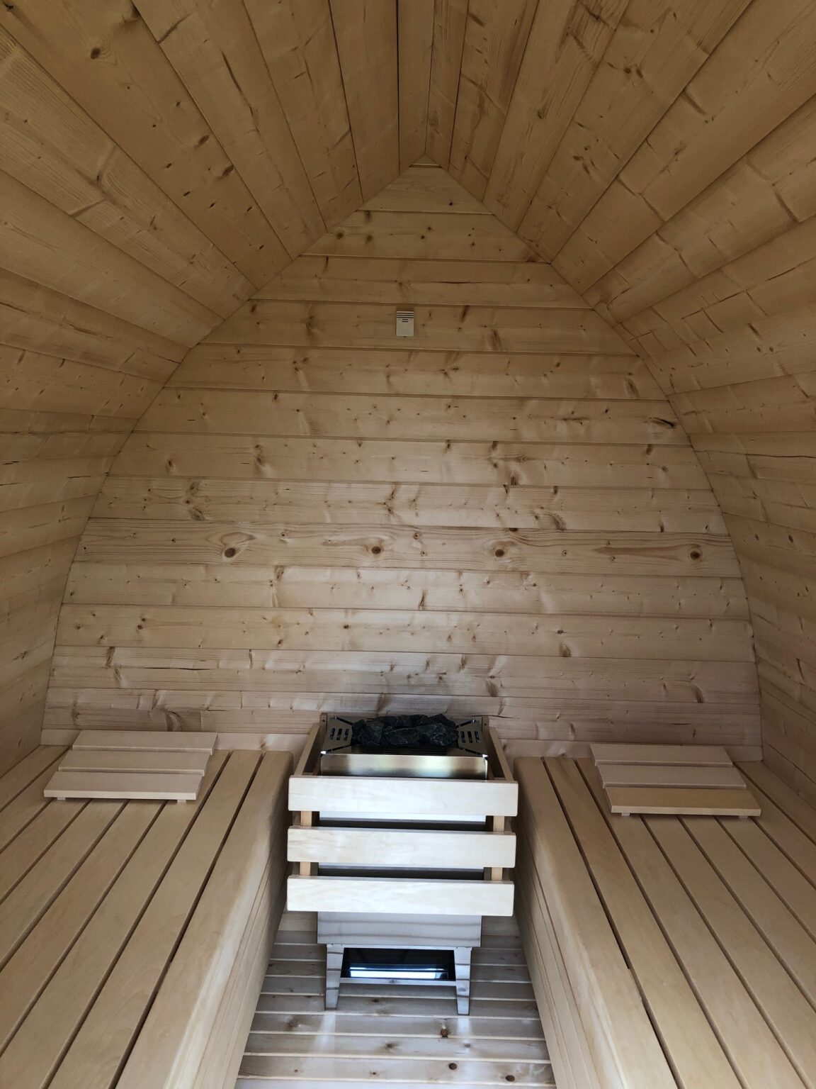 Verschillende Pod sauna's op maat gemaakt door Saunawereld